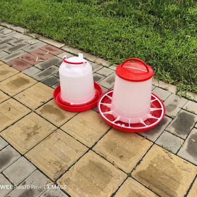 China Standard Cylinder Plastic Chicken Feeder No Waste for sale