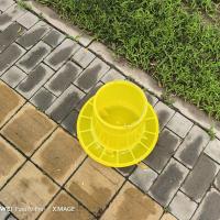 China Durable Plastic Animal Feed Buckets Capacity 8 Liters For Farms for sale