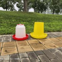 China Durable Plastic Animal Feed Buckets Capacity 8 Liters For Farms for sale