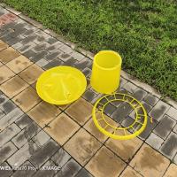 China 11L Poultry Feeder Large Capacity Ducks Chicken Feed Bucket for sale