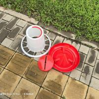 China Family Farm Capacity 6L Plastic Feeders For Poultry for sale