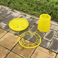 China 5 Quart Plastic Water Feeder For Poultry Reduces Water Consumption And Increases Farming Efficiency for sale