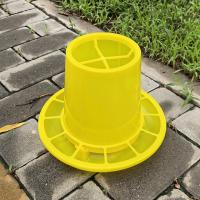 China Yellow Anti Drip Features 3.5 gallon poultry drinker Plastic Material for sale