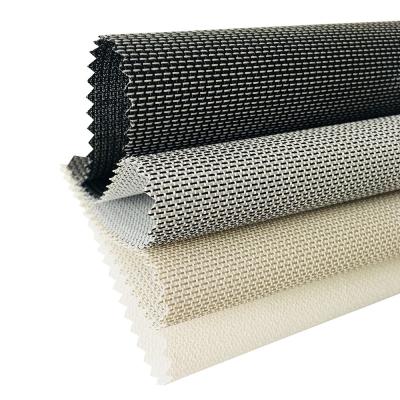 China Windproof Roof Sunscreen Roller Blind Fabric Uv Resistant 5% Openness for sale
