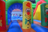 China Unisex Inflatable Bounce House Combo with Colorful Design and Customized Size for sale