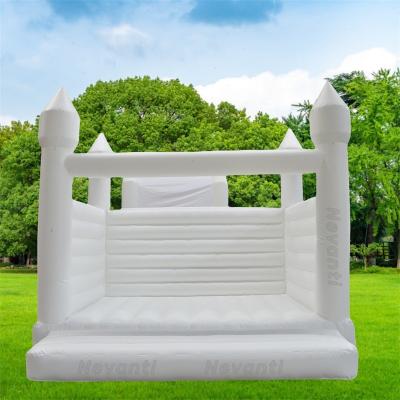 China Design White Castle Custom Logo Printed 4x4 3x3 Double Slide Bouncy White Castles for sale