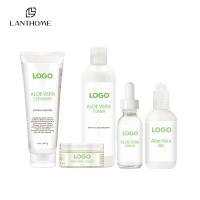 China SGS Silicone Free Aloe Vera Skin Care Gift Pack 5 Piece Set Calming Soothing Anti Aging for sale
