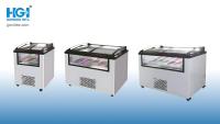 China Commercial Freezer with 158 Liter Capacity Curved Glass Door and Mechanical Thermostat for Self-Service Use for sale