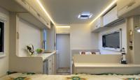 China ROHS Camper Caravan Trailer Dry Wet Separation Mobile House Trailer Camping for sale