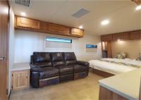 China 20-30 Feet Leisure Travel Trailers 2-6 Person Mobile Off Road Travel Trailers for sale