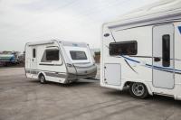China Recreational Rv Motorhome Camping Caravan Trailer With 50L Gray Water Tank 1000W for sale