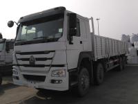 China 300-400L Fuel Tank Capacity Fence Truck Cargo Carriers  8x4 For Customer Requirements for sale
