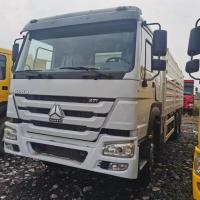 China 300-400L Fuel Tank Capacity Transporting Trucks For Long Distance Transport for sale
