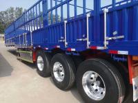 China Side Beam 16mm Channel Steel Fence Semi Trailer For Livestock Transportation for sale