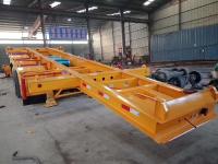 China Heavy Duty Skeleton Flatbed Hauling Trailer With Mechanical Suspension And ABS Brake for sale