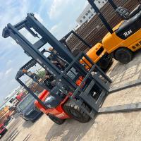 China Fork Length 42 Inches Used Forklift Diesel Engine 3 Ton 6 Ton Forklift Various Years for sale