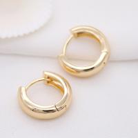 China Factory Jewelry Wholesale Simple Design Round Shape 14K Gold Plated Thick Initial Huggie Hoop Earrings for sale