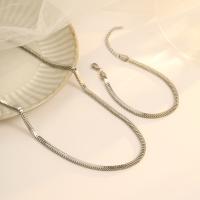 China 2024 Hot Selling Titanium Steel Necklace Bracelet Hiphop Punk Style Highend Clavicle Chain Design for Men and Women Necklace for sale