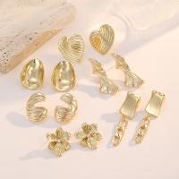China Wholesale 14K Gold Flower Women's Earrings Heart Shaped Irregular Tassel Chain Pleated Fashion Jewelry Studs Earring for sale
