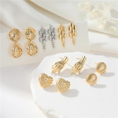 China 14K Gold Plated Fashion Jewelry Earrings Accessories Round Heart Shape Earrings DIY Women's Hand Shape Earrings for sale