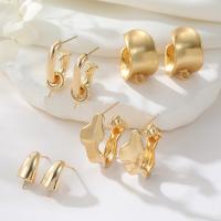 China Hot Selling Earring Accessories Gold-Plated Curved Glossy C-Shaped Earrings for Women 925 Silver Needle Irregular Earrings for sale