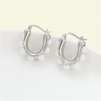 China Fashion Jewelry Lovely Trendy Hoop Loop Earring White Pearl Round Shape Design Earrings for Women for sale