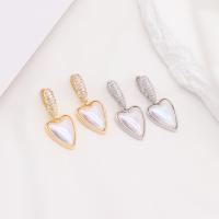 China 14K Gold Plating Fashion New Design Pearl Heart Shaped Zircon Hoop Earring for Women's Jewelry Earrings for sale