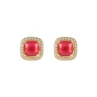 China Hot Selling 18K Gold Plated Fashion Temperament Sugar Cube Zircon Dubai Earring Silver Post Women's Jewelry Studs Earrings for sale