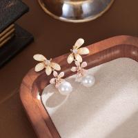 China Fashion Party Flower Pearl Stud Earring Factory Wholesale Custom Brass 14k Gold Plated Enamel Zircon Women's Jewelry Earrings for sale