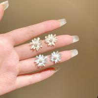 China Factory Wholesale Brass Enamel Pearl Sterling Silver Stud Earring Women Fashion Jewelry Flower Earrings for sale
