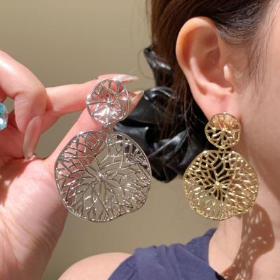 China Wholesale Fashion Brass  Plated 14K Gold Statement Double Round Flower Stud Earring WaterproofVintage Jewelry Party Earrings for sale