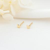China Wholesale 14K Gold Plated Brass Fashion Small Stud Earring in Star Butterfly Heart and Moon Shapes Jewelry Earrings for sale