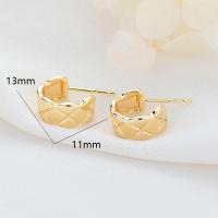 China Factory Wholesale Fashion Women's Earrings 14K Gold Plated Striped C Shaped Jewelry Earring Studs for sale