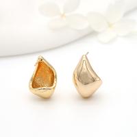 China Fashion Minimalist Design With 14K Gold Plated Spoon Shaped Studs and Smooth Surface Customization for Women's Jewelry Earrings for sale