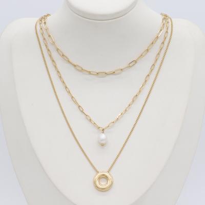 China Statement Minimalist Ladies Gold Plated Jewelry Paper Clip Pearl Pendant Long Necklace Wholesale for sale