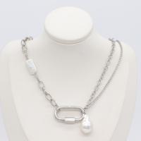 China Statement Minimalist Ladies Gold Plated Jewelry Paper Clip Pearl Pendant Long Necklace Wholesale for sale