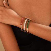 China Fashion Jewelry Round Brass 18K Gold Plated Zircon Opened Bracelet for sale