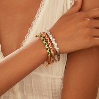 China Jewelry Round Brass CZ 18K Gold Plated Palladium Zircon Retro Opened Bracelet for sale