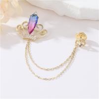 China Factory Wholesale Brass Fashionable Highend Zircon Crown Brooch With Chain Retro Highend Suit Sweater Dress Skirt Accessories for sale