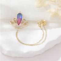 China Factory Wholesale Brass Fashionable Highend Zircon Crown Brooch With Chain Retro Highend Suit Sweater Dress Skirt Accessories for sale