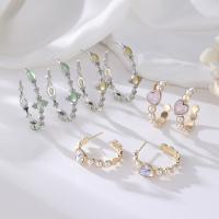China Wholesale Gemstone Pearl Huggie Hoop Earrings Women Vintage 14K Gold Silver Plated Zircon Heart Oval  C Shaped Hoop Earrings for sale