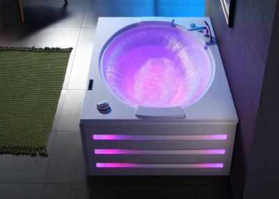 China 1800x1250mm Two-Person Rectangle Massage Bathtub with 2.0HP Oval Waterfall and 22 Jets for sale