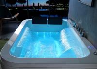 China 2-Person Massage Bathtub with 1.5HP Double Waterfall & 18 LED Jets - 1810×1230×640mm for sale