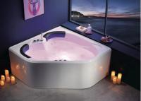 China 1500mm Diamond Hot Tub with 1.5HP Massage Pump and 16 Jets for 2-Person Spa Experience for sale