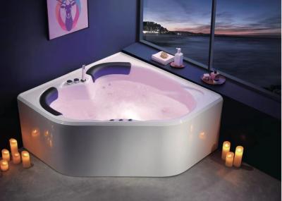 China 1500mm Diamond Hot Tub with 1.5HP Massage Pump and 16 Jets for 2-Person Spa Experience for sale