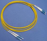 China 1, 2, 3 meter or customized PC, UPC, APC LC SM Fiber Optic Patch Cord ≥45 dB return loss for sale