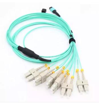 China 8 12 Core MPO MM OM3 OM4 Female to LC Fiber Optical Patch Cord for sale