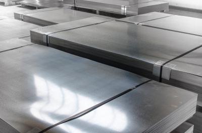 China TISCO Hot Rolled Carbon Steel Plate S450 S690 S960 0.2-500mm Custom Size for Building for sale