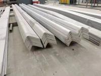 China Hot Rolled Stainless Steel Angle Bar 304 316 904L L Shape 2mm to 6mm Thick for sale