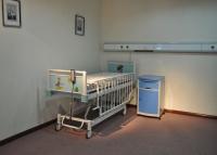 China Multi Function Electric Hospital Pediatric Hospital Beds With Four Motors for sale